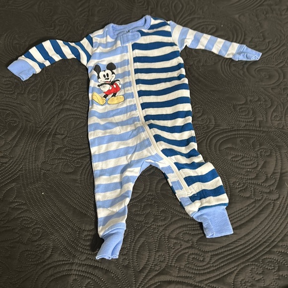 Disney | One Pieces | Disney Mickey Mouse Onesie | Poshmark